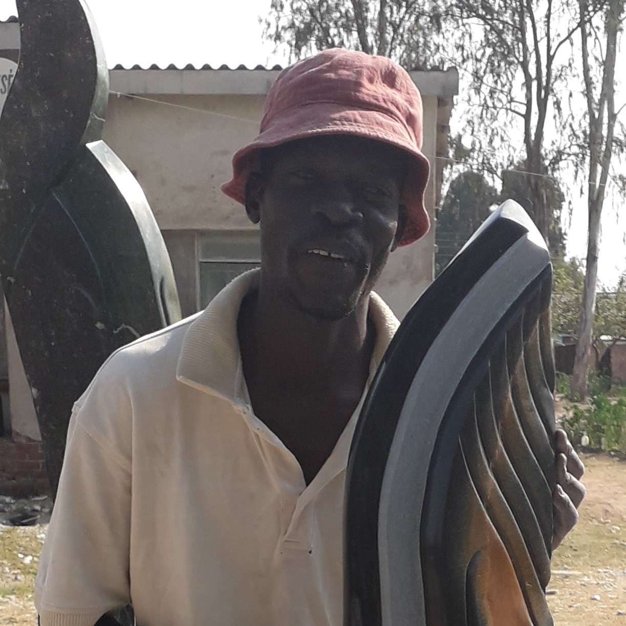 Exhibitors | Sculpture at Kingham Lodge