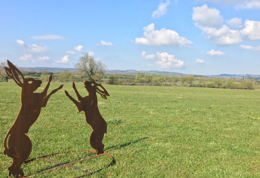 Sculpture at Kingham Lodge 2021 - Sculpture at Kingham Lodge